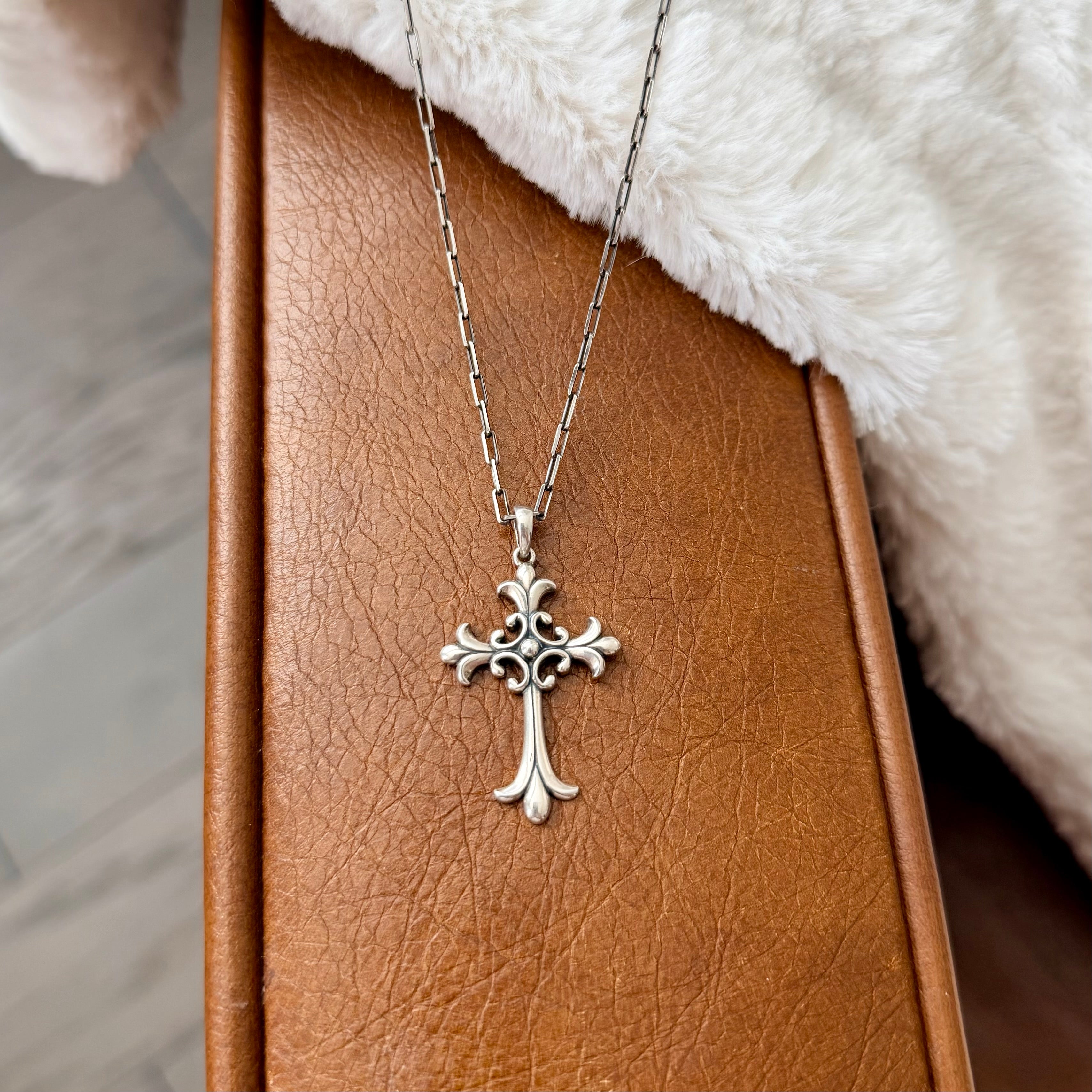 Vintage Cross Necklace – Silver & Son Jewelry